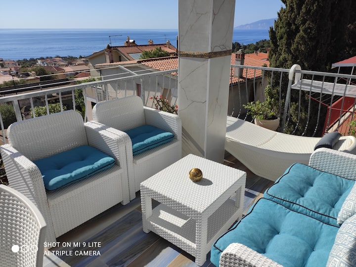 Dalhia's House Splendida Vista Sul Golfo, Wifi  Ac - Cala Gonone