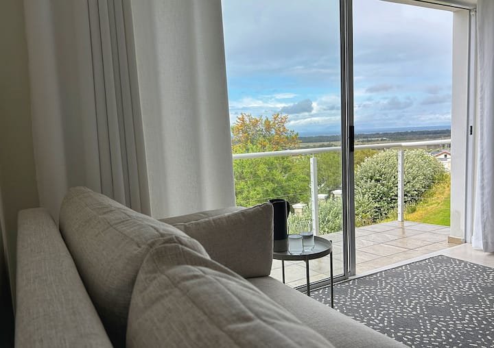 Beautiful Sunset Ocean Views - Somerset West