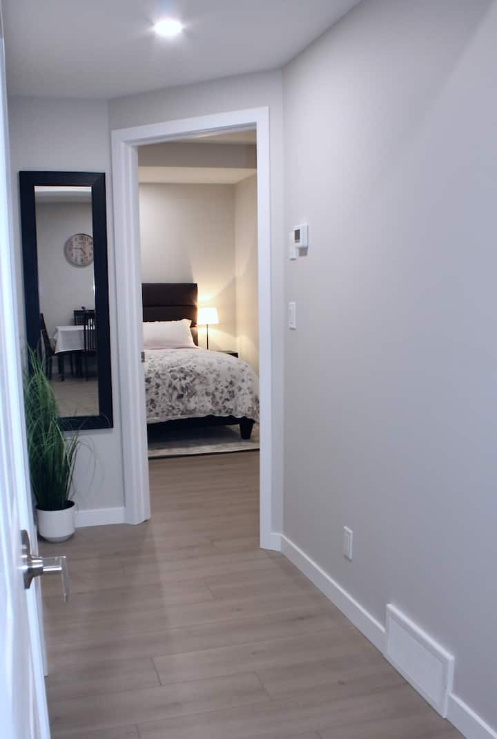 Hamptons Suite! - Alberta