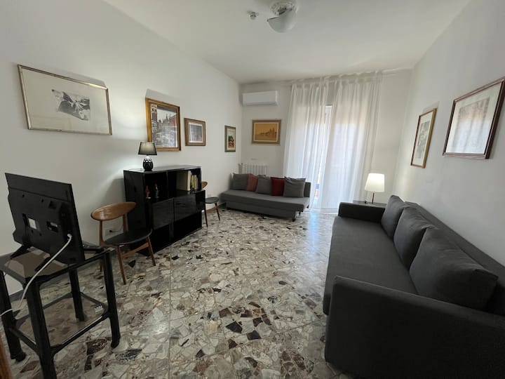The Large Nice Home Next To The Sea And Center - Bari