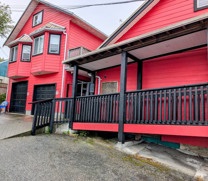 The Maple Suite | 2-bedroom Serviced Apartment - Port McNeill