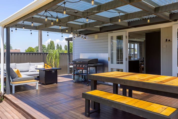 The Miro Haus With Hot Tub - Mangakino