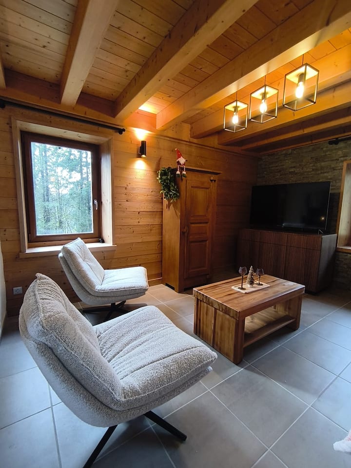 Magnifique Petite Maison De Campagne - Belley