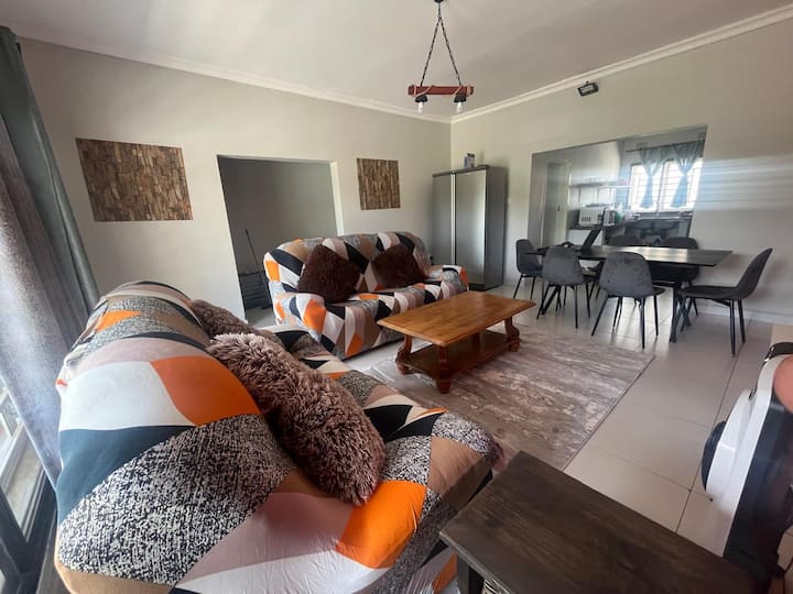 Greenview Gardens 3bedroom 3bath House Experience - Zambia