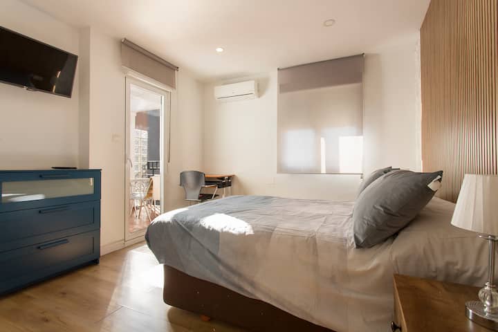 ÁTico De 80m2 En Pleno Centro - Granada