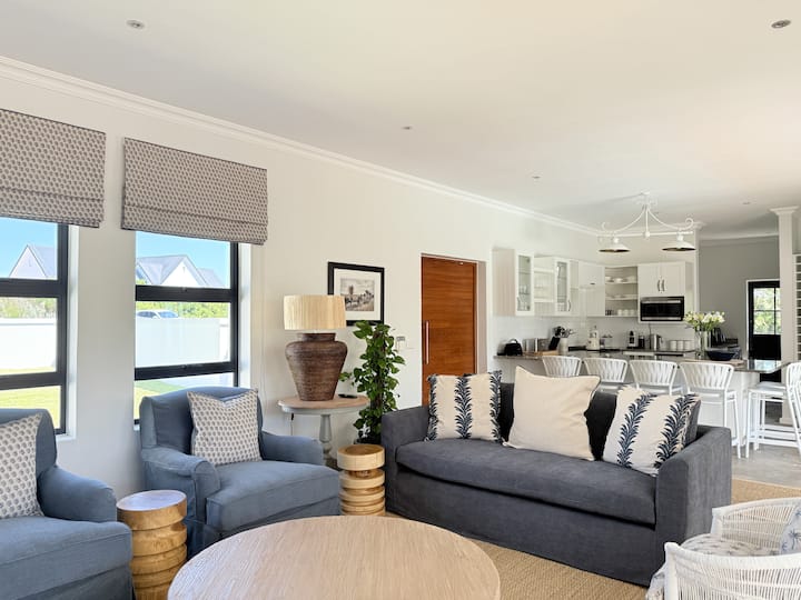 An Elegant Hideaway In Peaceful St Francis Links - Saint Francis Bay