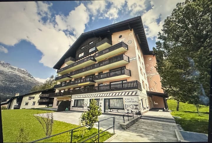 Oasi Alpina Con Terrazza, Piscina E Sauna - Samedan