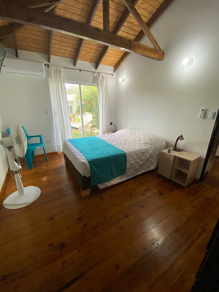Hippies Room Cozy Island Getaway Ac, Wifi & 4g - Isla de Providencia