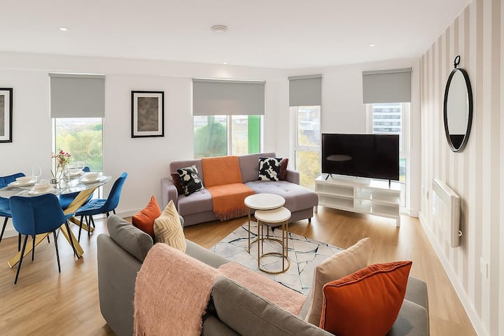 Designer Penthouse In Manchester With Parking - Salford