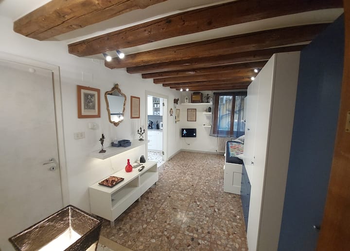 Two Rooms "The Heart Of Venice" It027042c23gjxzw4e - Venecia
