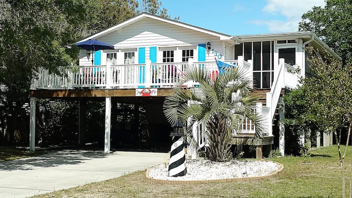Oceanside 5 Min To Beach Comfy Quiet Neighborhood! - Emerald Isle, NC