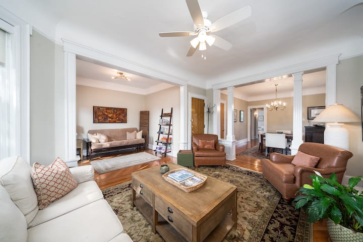Perfecta Ubicación! Apartamento Privado De 2 Dormitorios Con Terraza, Vista A Nueva York - Nueva York