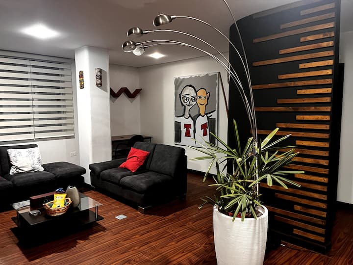 Modern 2b Apartment, Secure And Well Located - Loja