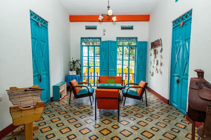 Hotel Kasa Dokarí - Large Room 2 Beds & Bathroom - Honda