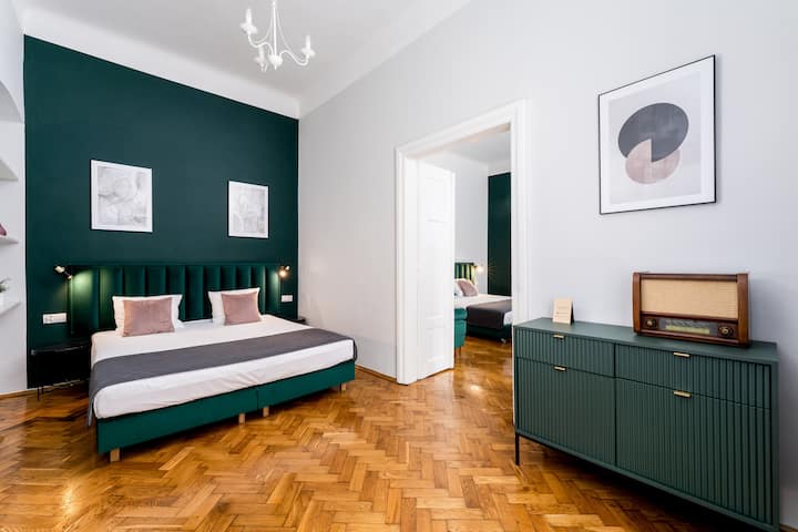 ⭐⭐⭐⭐ Design Suite 65m2 • Aparthotel • Old Town - Krakow