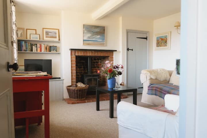 Lubbocks Cottage At Wiveton Hall - Holt