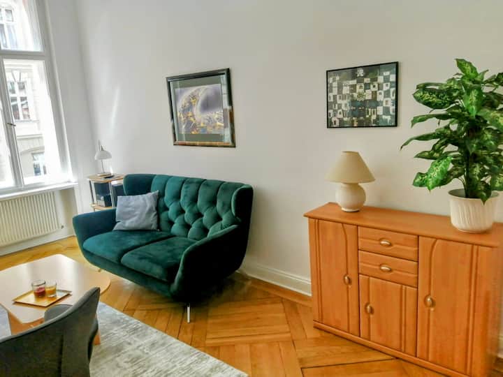 Citynahe Helle,ruhige Gepflegte 2 Zimmerwohnung - Berlin