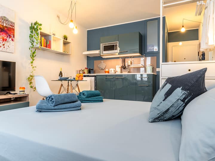 Freedhome - Lumineux Et Accueillant Apt. à Bergame - Bergamo