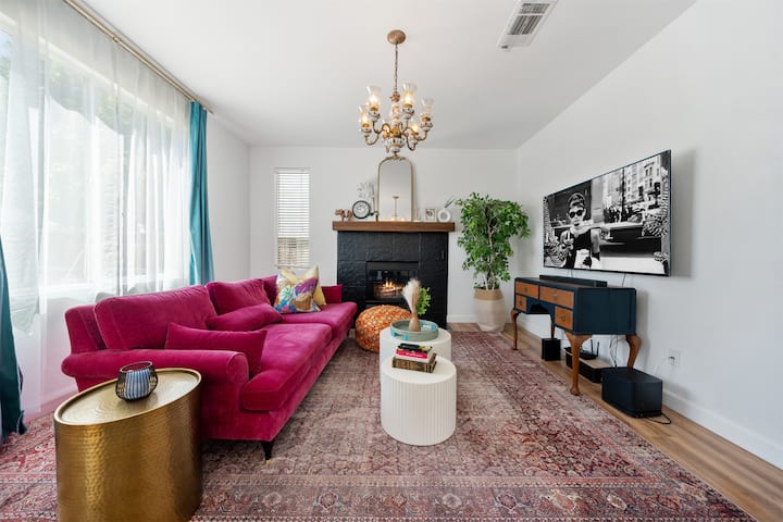 2 Story House W/ Big Yard Gated Community King Bed - Pomona