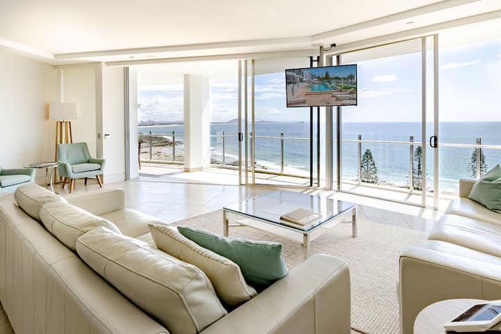 Beachfront | Theatre | 5 Star | Pool - Alexandra Headland