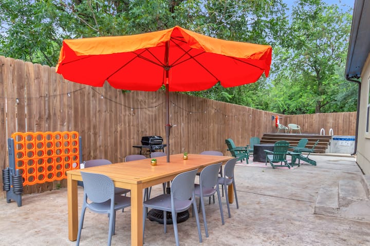 Lake Lewisville 4br | Pool, Yard Games + Bbq Deck - The Colony, TX