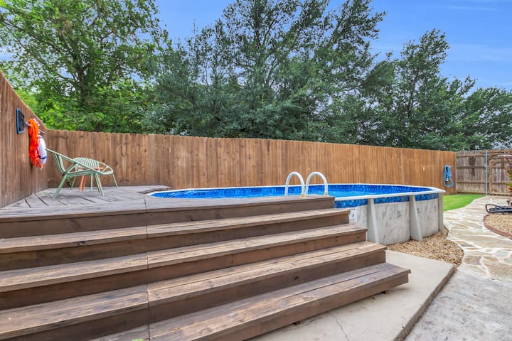 The Colony Spacious 4br | Pool + Patio, Games - The Colony, TX