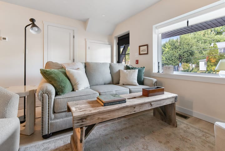 Spacious 2 Bedroom Apartment In Clarks Summit - Lackawanna State Park, North Abington Township