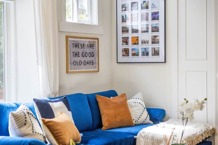 Upgraded Historical Gem 5br/4ba/ac/uw 15 Min Walk - Seattle, WA