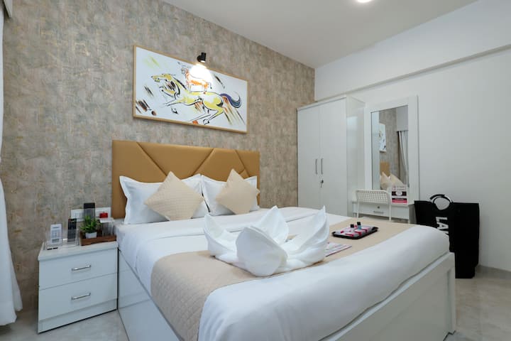 Luxury 1bhk | 2 Baths | Full Kitchen | 4km Airport - Mumbai