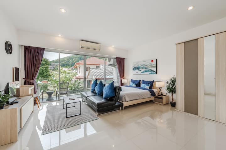 Chic Condo By Bcare - Purple Rose - Kata Beach