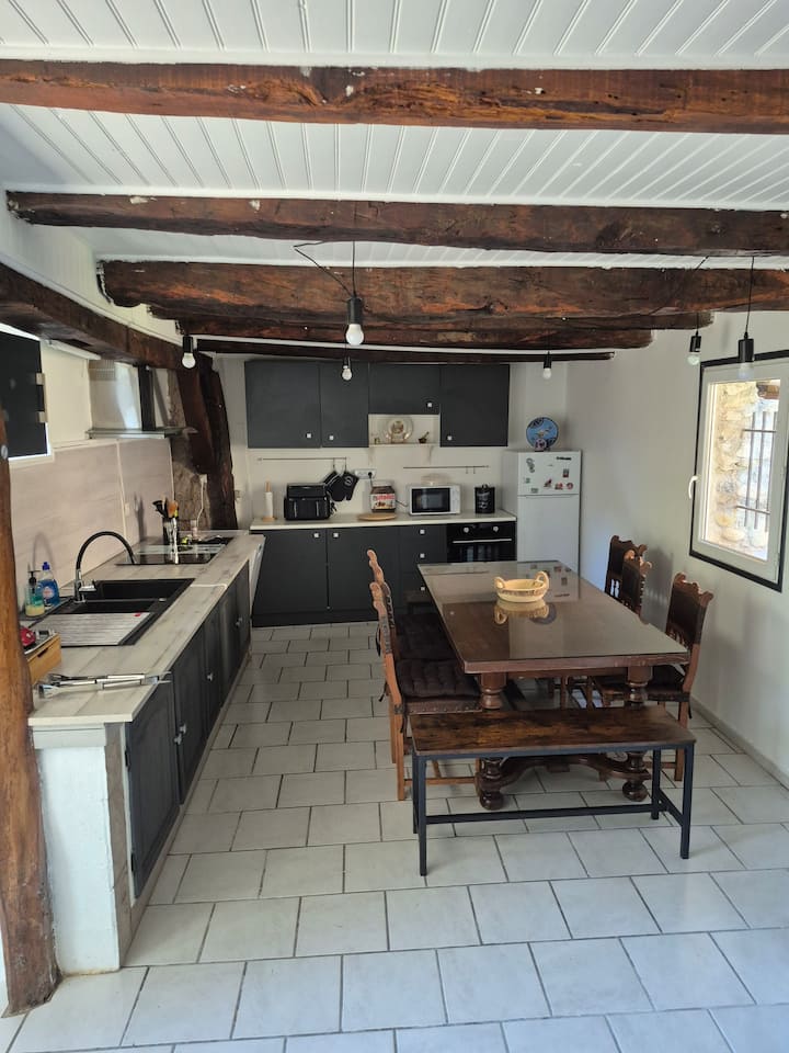 Grande Maison Familiale Avec Spa & Jardin - Ariège