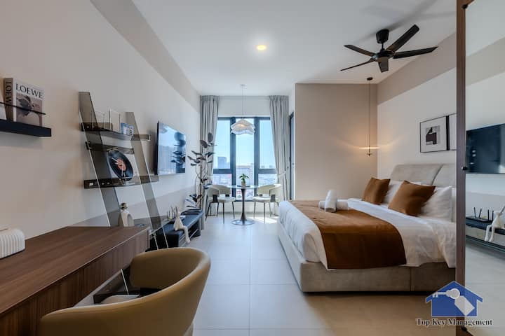 Minimalist Deluxe Studio Suite, George Town - Tanjung Tokong