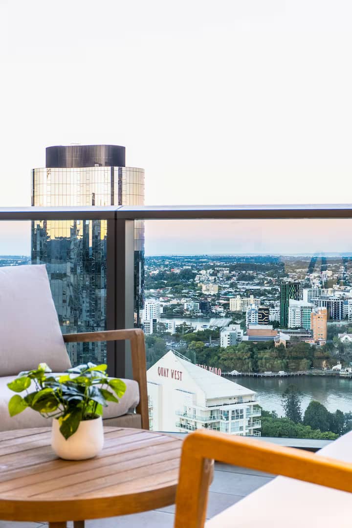 River View Apt In Queens Wharf Lv 29 + Carpark - Spring Hill