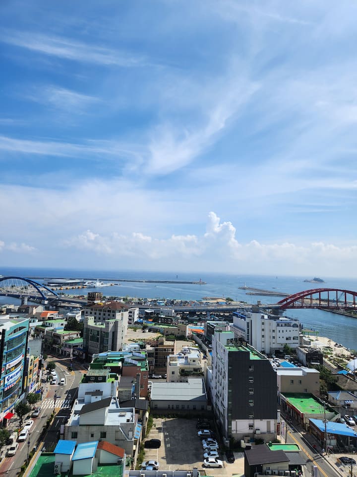 [지니] 삼성홈프레스티지2차 #바다시티뷰 #감성스테이, 주중특별할인가, 개인 Ott - Sokcho-si