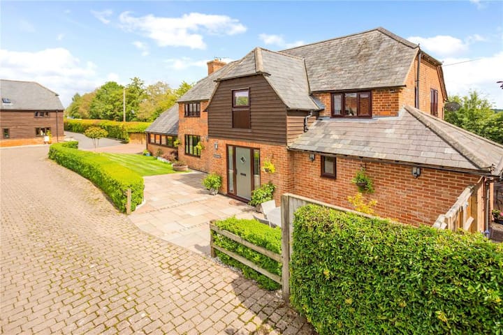 3-4 Bed Countryside Home With Fast London Links - Newbury