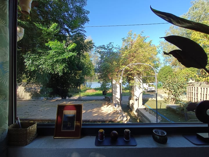 Chambre Calme Et Spacieuse Au Bord Du Rhône - 亞爾