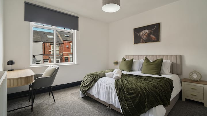 Cozy Club | Parking + Wi-fi | Discounts | 3br, 2ba - Sheffield