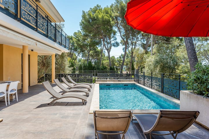 Appartement Exceptionnel Et Piscine Privée Vue Mer - La Ciotat