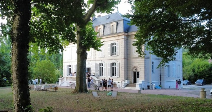 Chambre Au Château, Salle De Bain Privée + Salon. - Haute-Saône