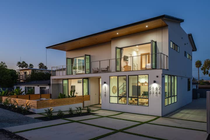 Steps To Sand · Luxe Oceanview · Rooftop Spa & Bar - Carlsbad, CA