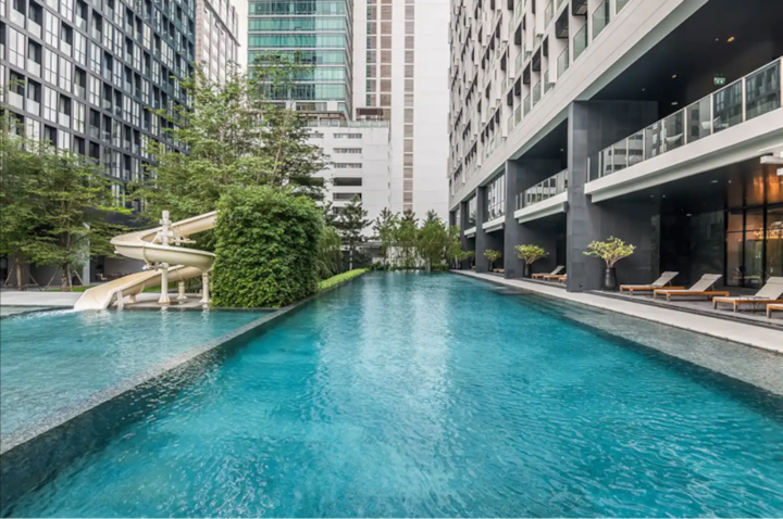 Luxury Top Floor Villa Free Parking Bts Ploenchit - Bangkok
