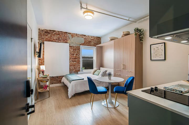 Newly Renovated Glendale Studio - #403 - バーバンク, CA