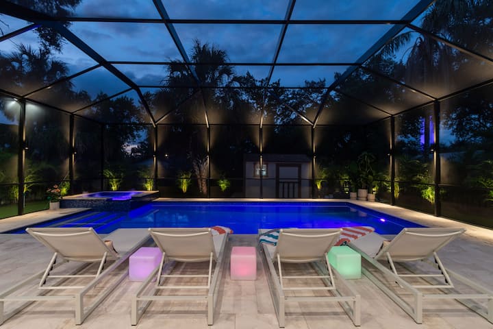 Tampa Family Fun/ Pool/spa/ Grill/ Mini Golf/games - Tampa