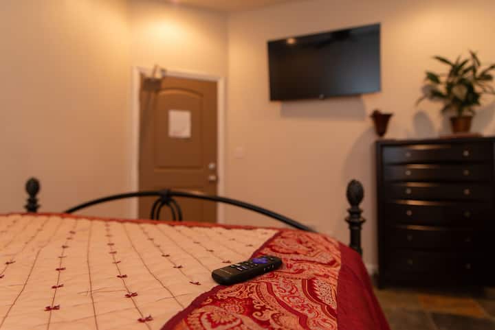 Cozy Suite In A Quiet Town - Room 1 - Louisiana, MO