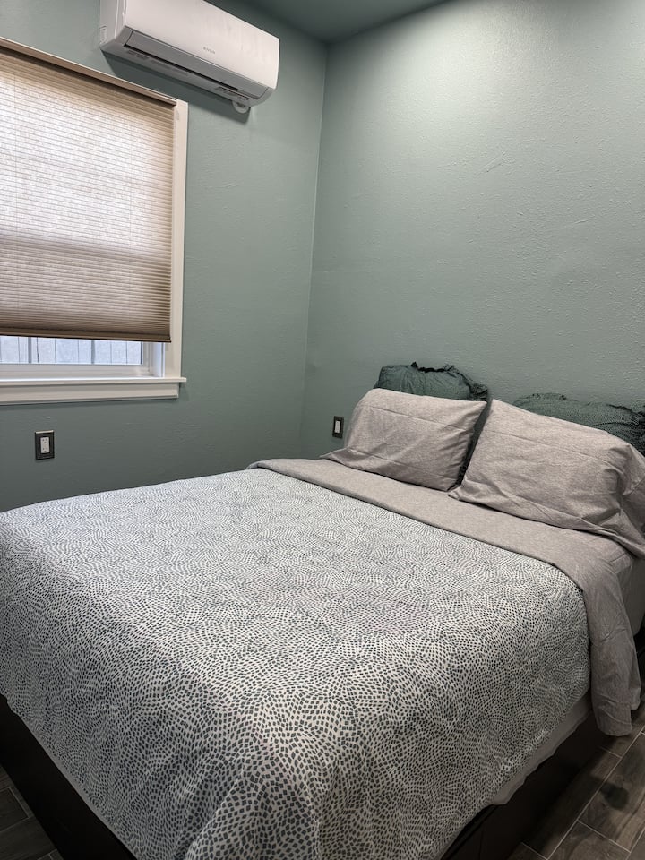 A Lovely Studio Home In Pittsburg (B) - Pittsburg, CA