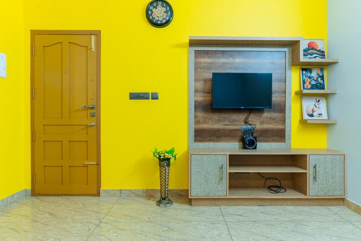 Pearl-urban 2 Bhk Happifistays - Thiruvananthapuram