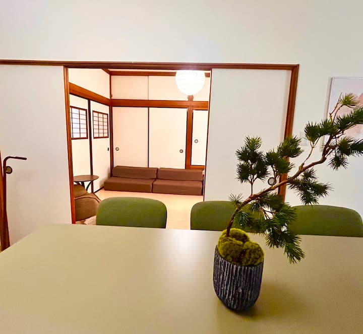 12歳以下無料/朝食付/静かな下町/浅草・日光直通/駅徒歩3分/家族やグループに最適な一軒家ステイ - Tokyo