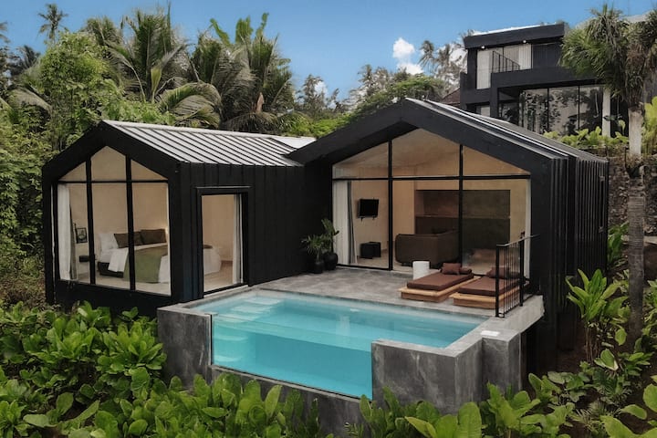 Luxury Jungle Treehouse, Private Pool + Breakfast - Bali