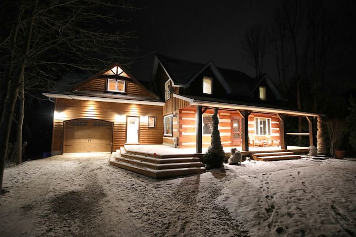 30 Days Min Booking Chalet W/ Sauna, Hot Tub, Etc. - Collingwood