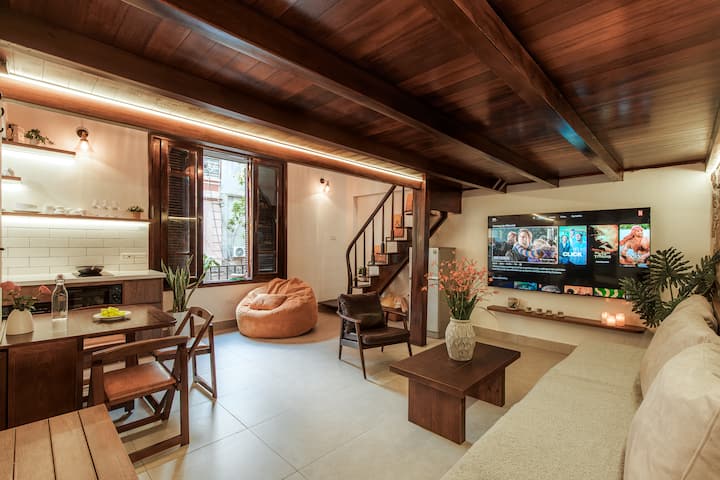 Hanoianhearths -Central-spacious-jacuzzi-projector - China